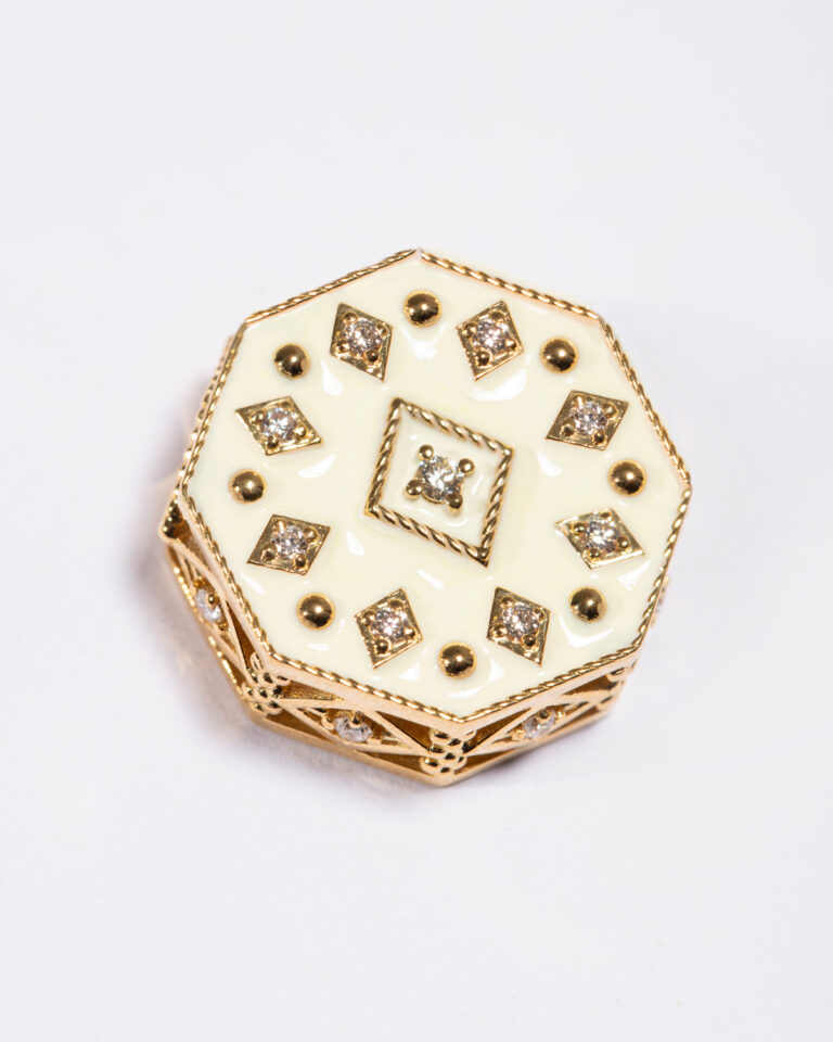 Gold Pendant “GORG” - GAVIT